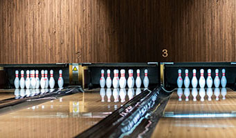 Bowlers - Internet Reservations by Meriq
