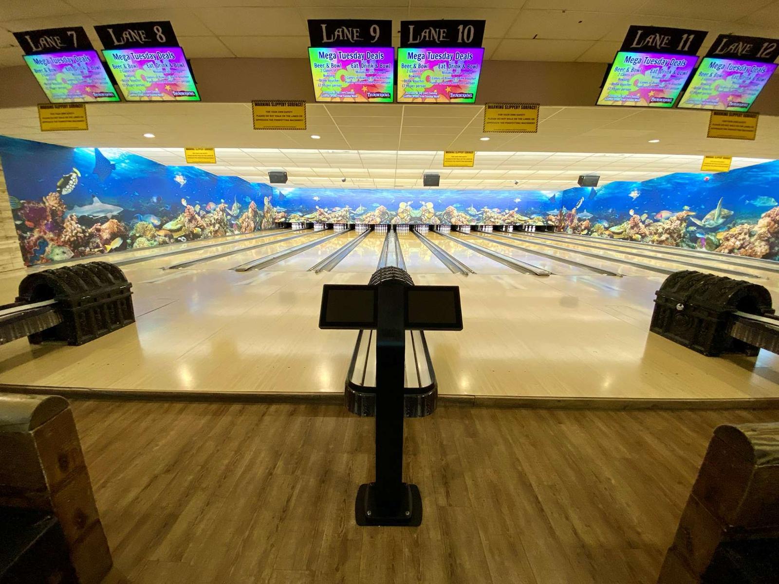 ThunderBowl - Internet Reservations by Meriq